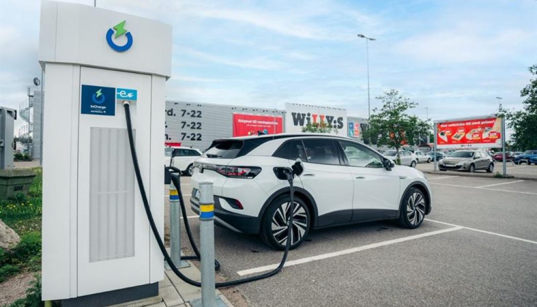 Vattenfall InCharge och Axfood utökar antalet laddplatser ...